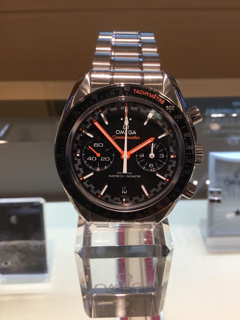 待ちに待った新型入荷しました(OMEGA Speedmaster) | 三愛公式サイト（ 岐阜県羽島市のメガネ・時計・宝飾・補聴器）